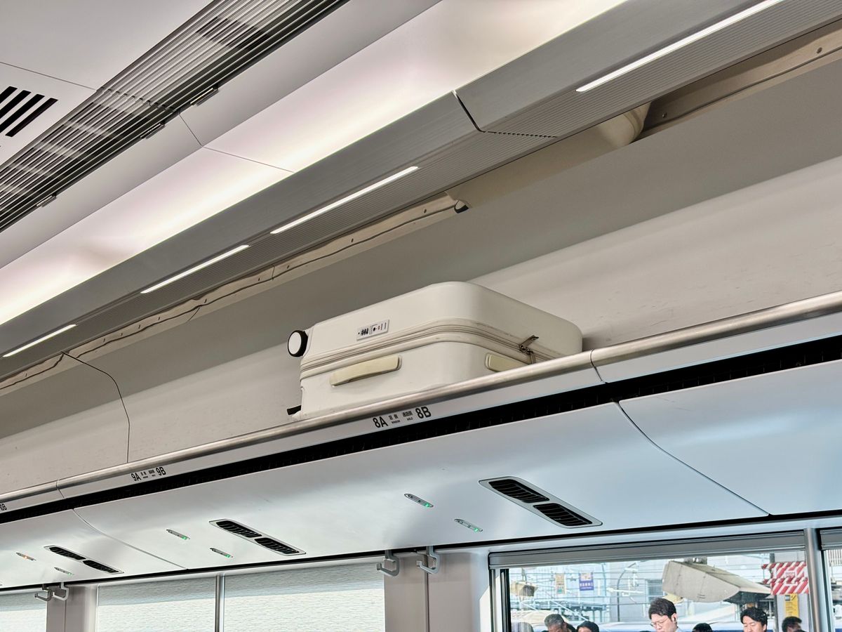 Limited Express Azusa: Tickets, Seats & How to Ride from Tokyo | Blog ...